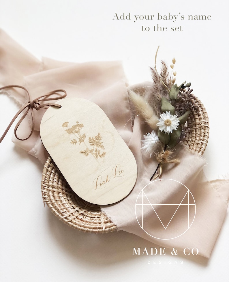 CUSTOM Wooden Baby Milestone Cards Engraved Natural - Etsy