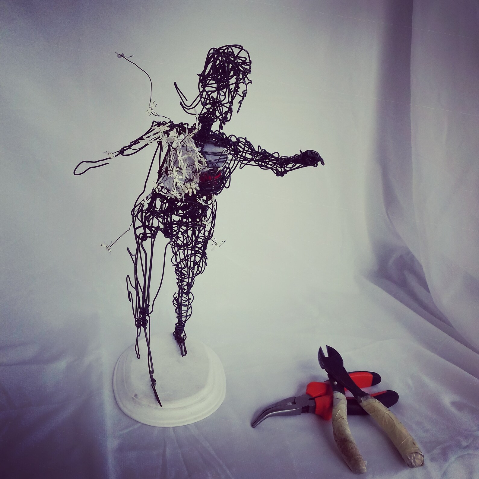 Wire Sculpture WireARt Woman Escapes the Pandemic | Etsy