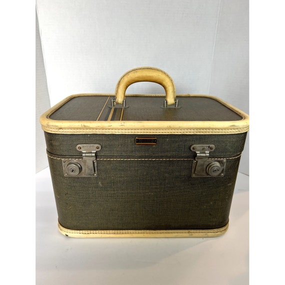 Vintage Makeup Vanity Case
