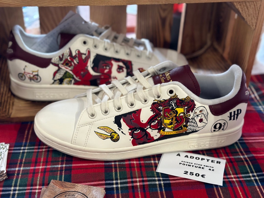 TO ADOPT UNIQUE Size 42 Hand-painted Sneakers, Professional Angelus ...