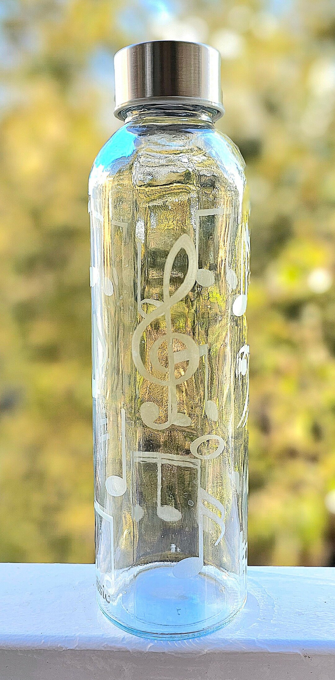 Personalised Reusable Music Notes Etched Glass Water Bottle 500ml ...