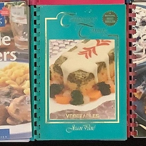 Vintage COMPANY'S COMING Cookbooks. 1986-2008. Jean Pare Original ...