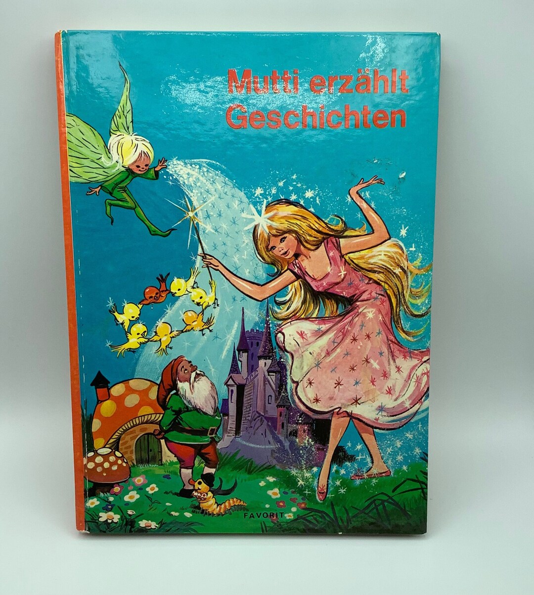1980's? "mom Tells Stories". Vintage GERMAN STORY BOOK. Mutti Erzählt ...
