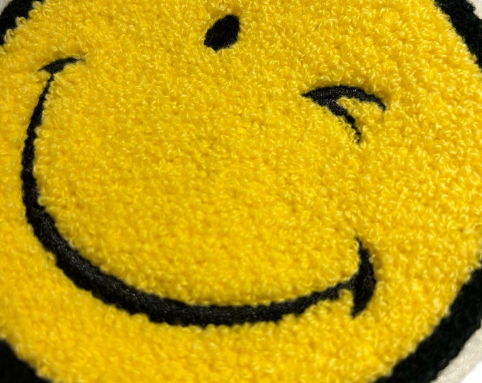 Chenille Happy Face Emoji Sew on Decorative Patch, Cool Patches, Emoji ...