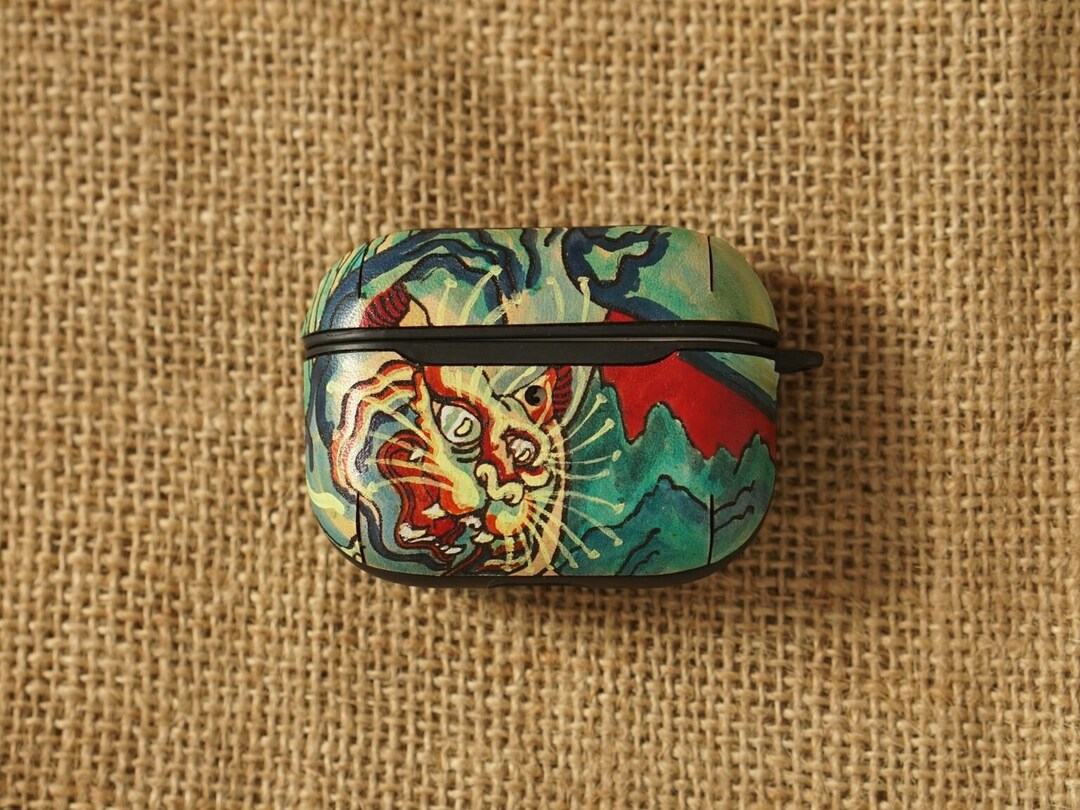 Hand-drawn White Tiger Design for Airpods 1, 2, 3, 4, and Pro ...