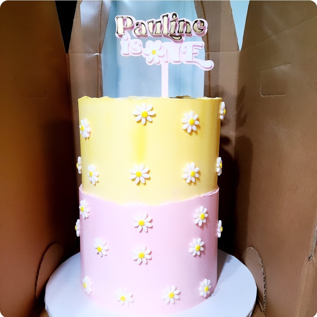 Daisy Cake Topper | Name is Age Cake Charm | Personalized Name | Retro ...