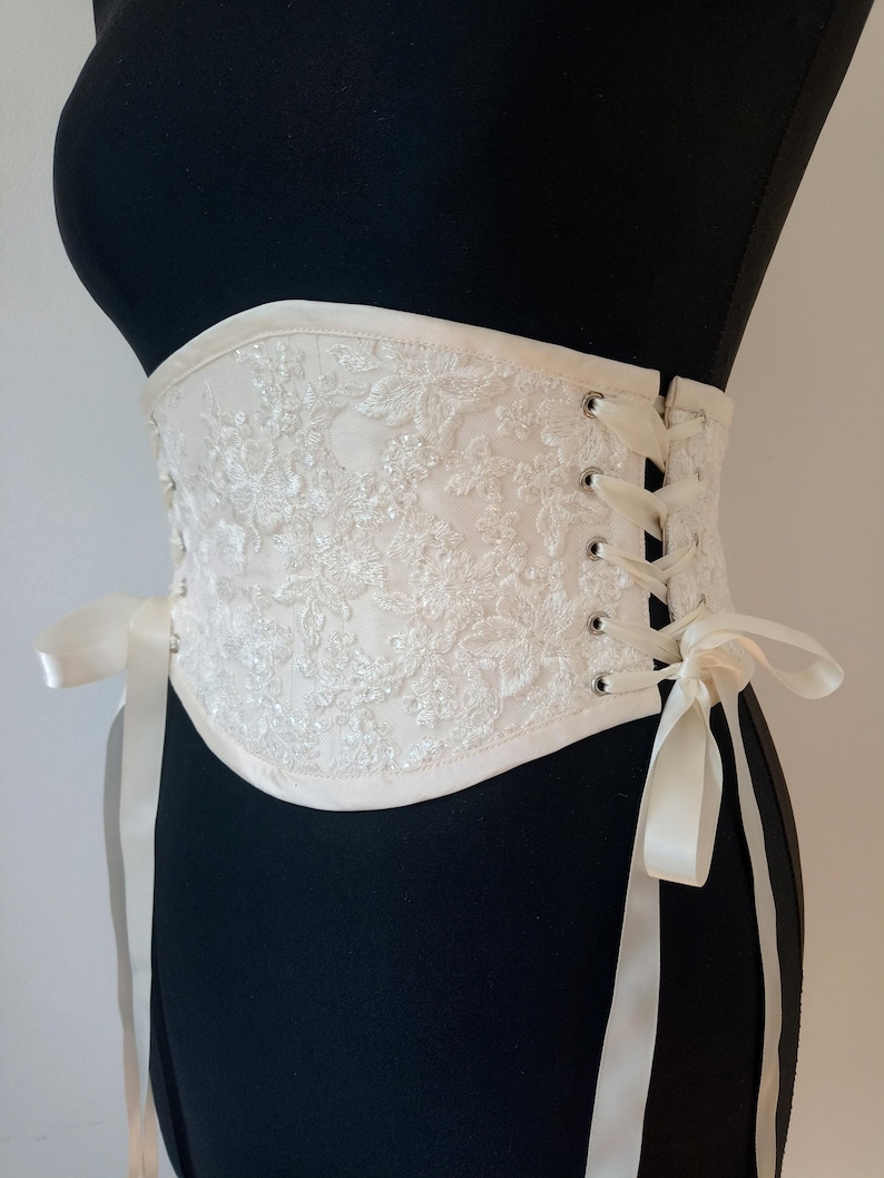 Small Ivory Silk Lace Corset Belt Fantasy Wedding Underbust - Etsy