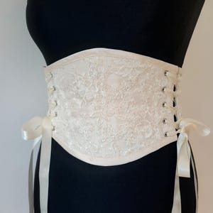 Small Ivory Silk Lace Corset Belt Fantasy Wedding Underbust - Etsy
