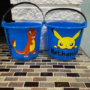 Personalized Character Halloween Bucket - Etsy