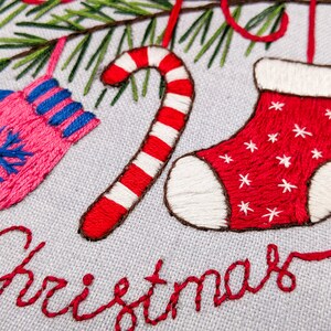 Christmas Tree Branch Embroidery Pattern + Video Tutorial, Merry ...
