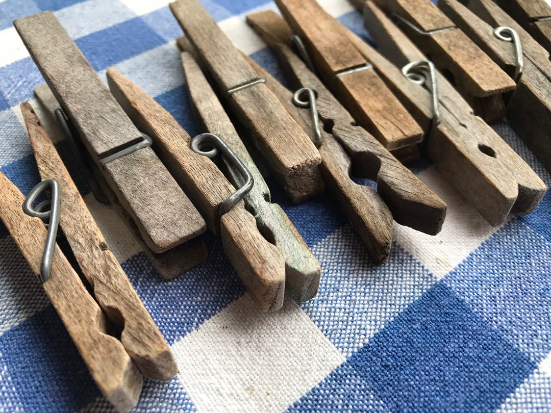 12 Vintage Wood Spring Loaded Clothes Pins, Vintage Laundry Supplies ...