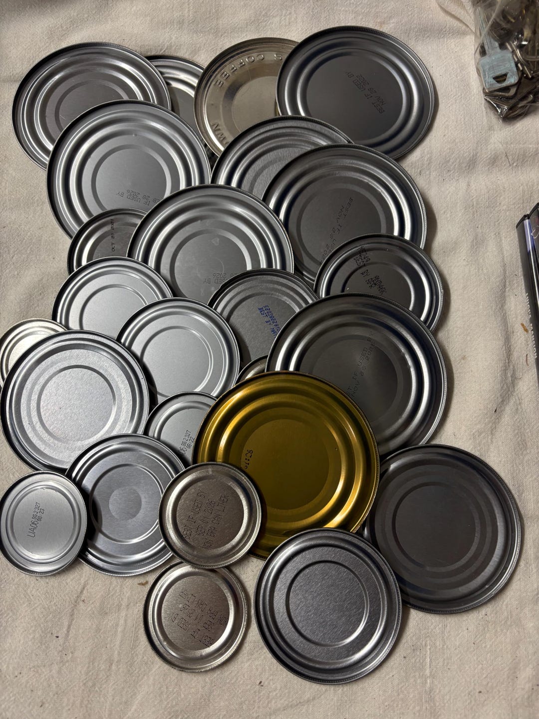 25 Tin Can Lids Assorted Sizes - Not Sharp, Smooth Edge - GREAT for All ...