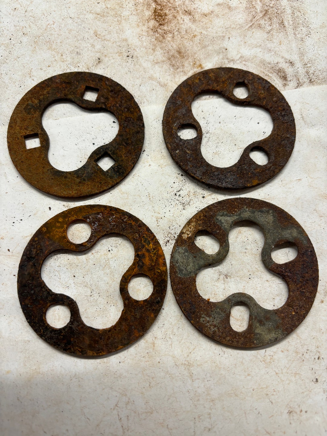 Large 2.5 in Old Rusty Circles Vintage Assorted Iron Flat Like Washers ...