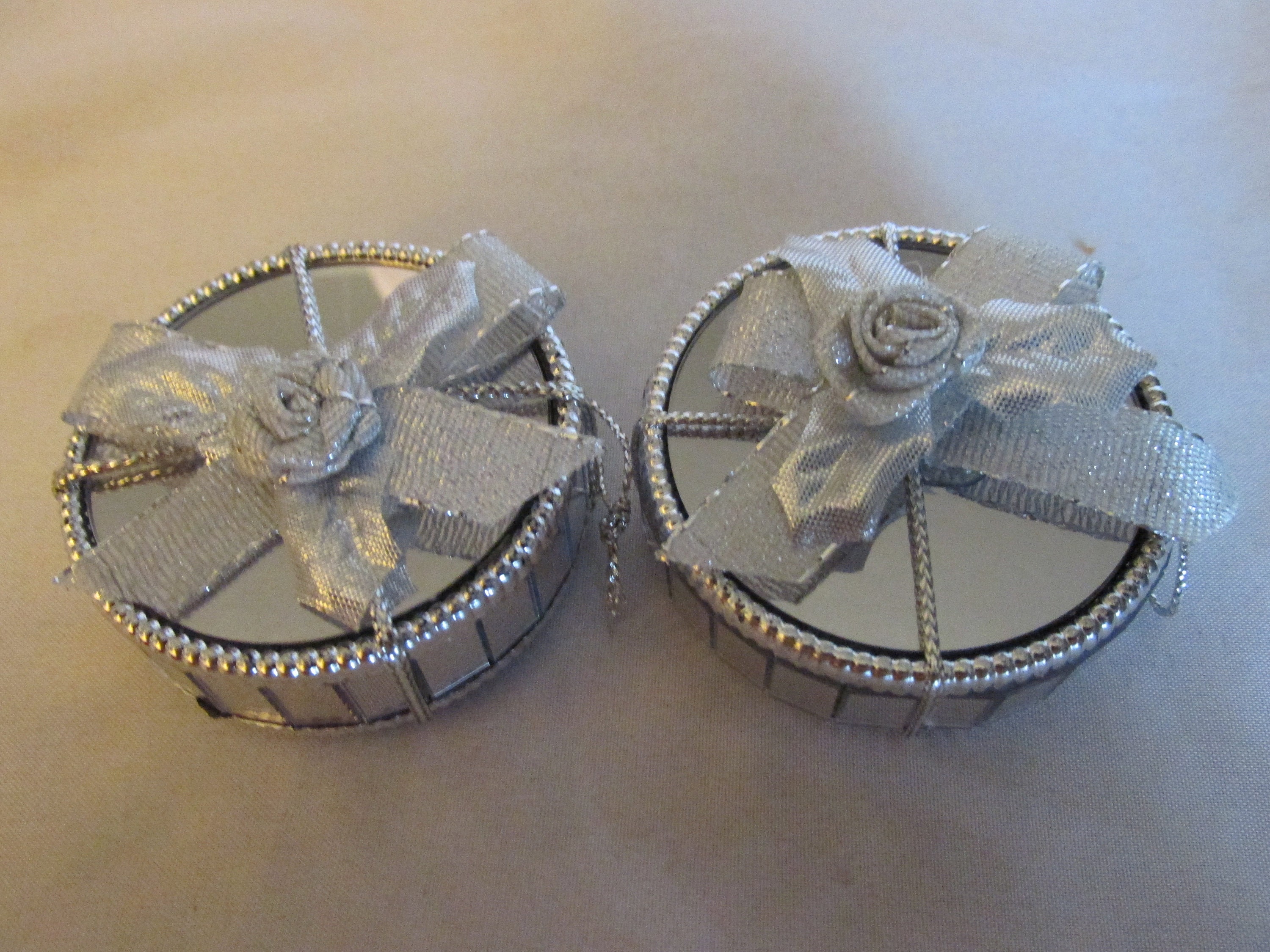 Vintage Avon all Wrapped up for Christmas Mirrored Ornaments, 2 Silver ...