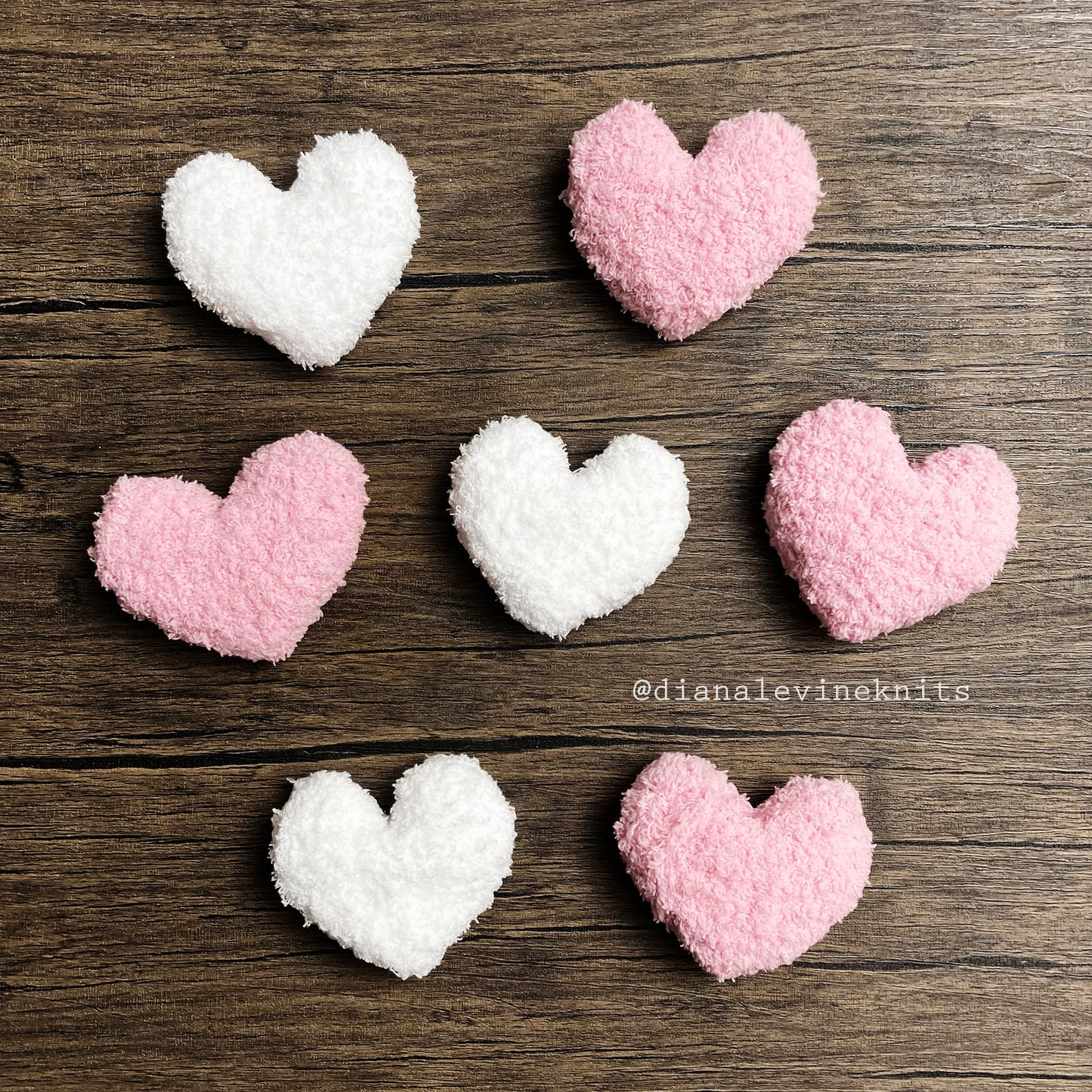 Fuzzy Hearts! KNITTING MACHINE PATTERN for 22 Needle Circular Knitting ...