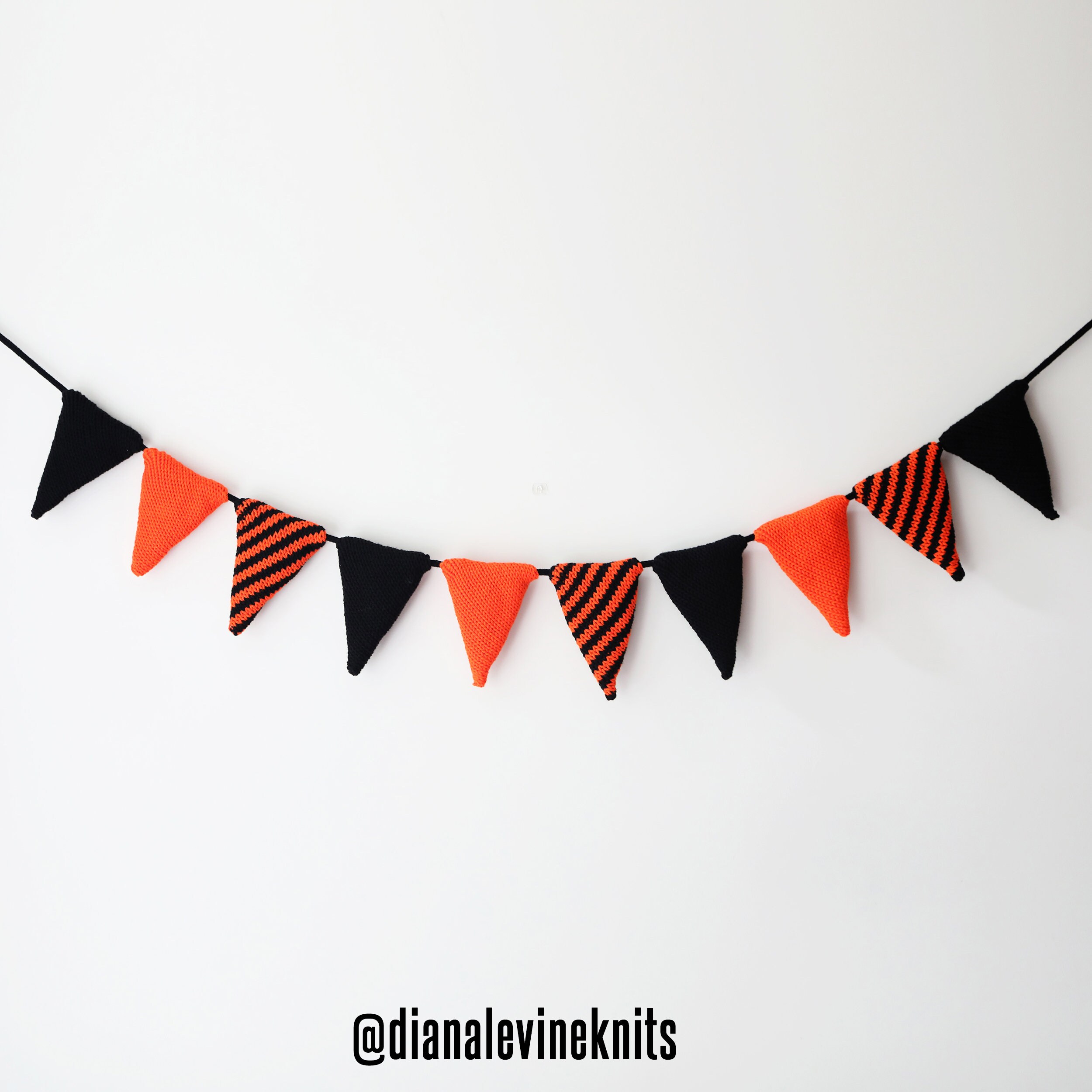 Triangle Flag Banners ((circular Knitting Machine Pattern for Addi ...