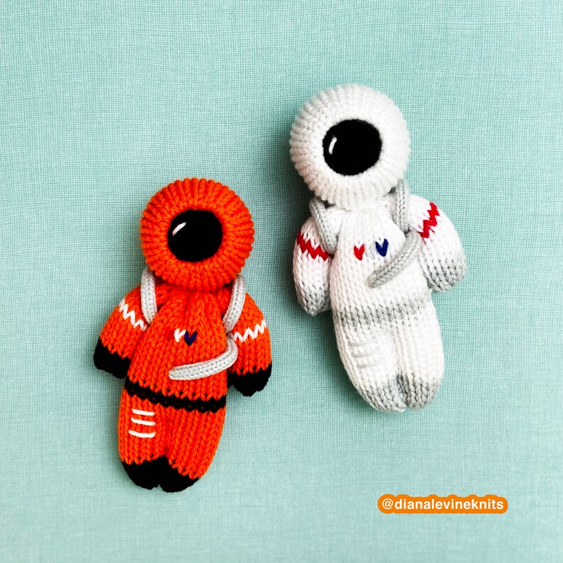 Astronaut Knitting Machine PATTERN for 22 Needle - Etsy