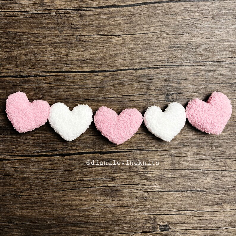 Fuzzy Hearts! KNITTING MACHINE PATTERN for 22 Needle Circular Knitting ...