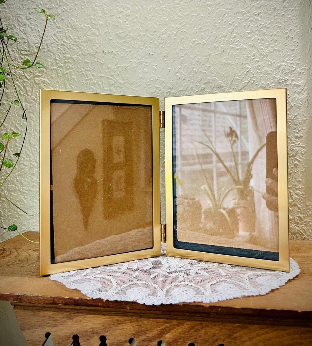 Vintage Gold Bi-fold Frame – Sleek Simple Design – Holds 5x7" Photos ...