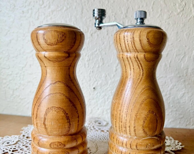 Natural Wood Salt Shaker & Pepper Grinder – Minimalist Kitchen Table ...