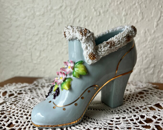 Mini Porcelain Victorian Style Boot Figurine - Etsy