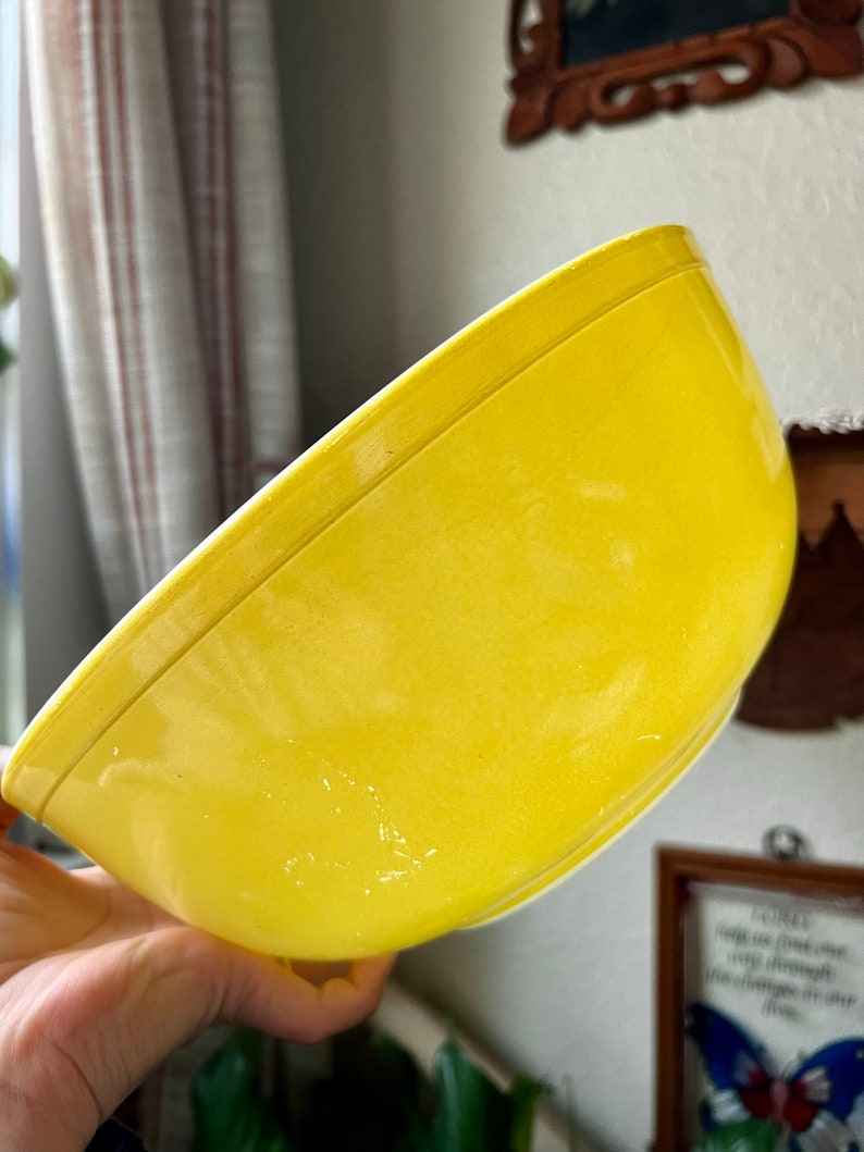 Vintage Yellow PYREX Mixing Bowl - Etsy