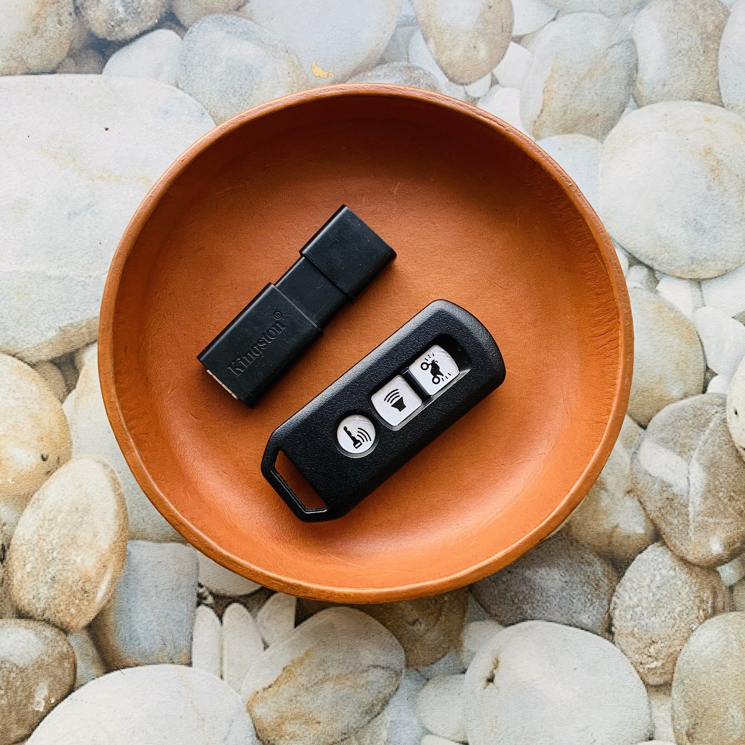 Round Leather Valet Tray Desk Organizer Leather Tray for | Etsy