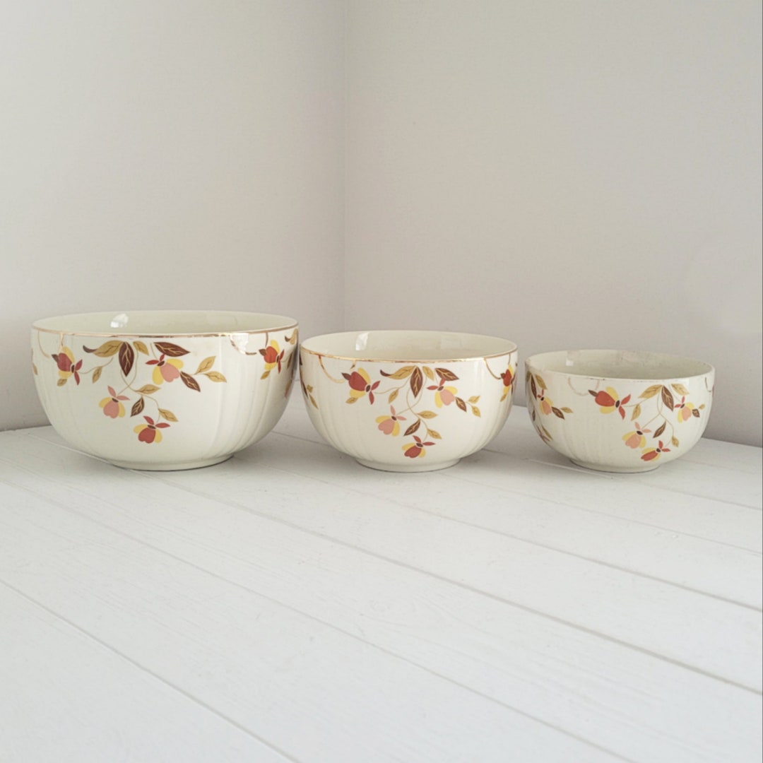 Hall's Superior Autumn Leaf Nesting Mixing Bowls - Etsy