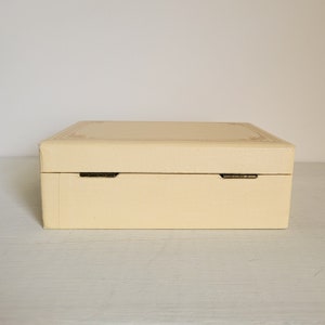 Vintage Cream Rectangle Jewelry Box With Lock and Key - Etsy