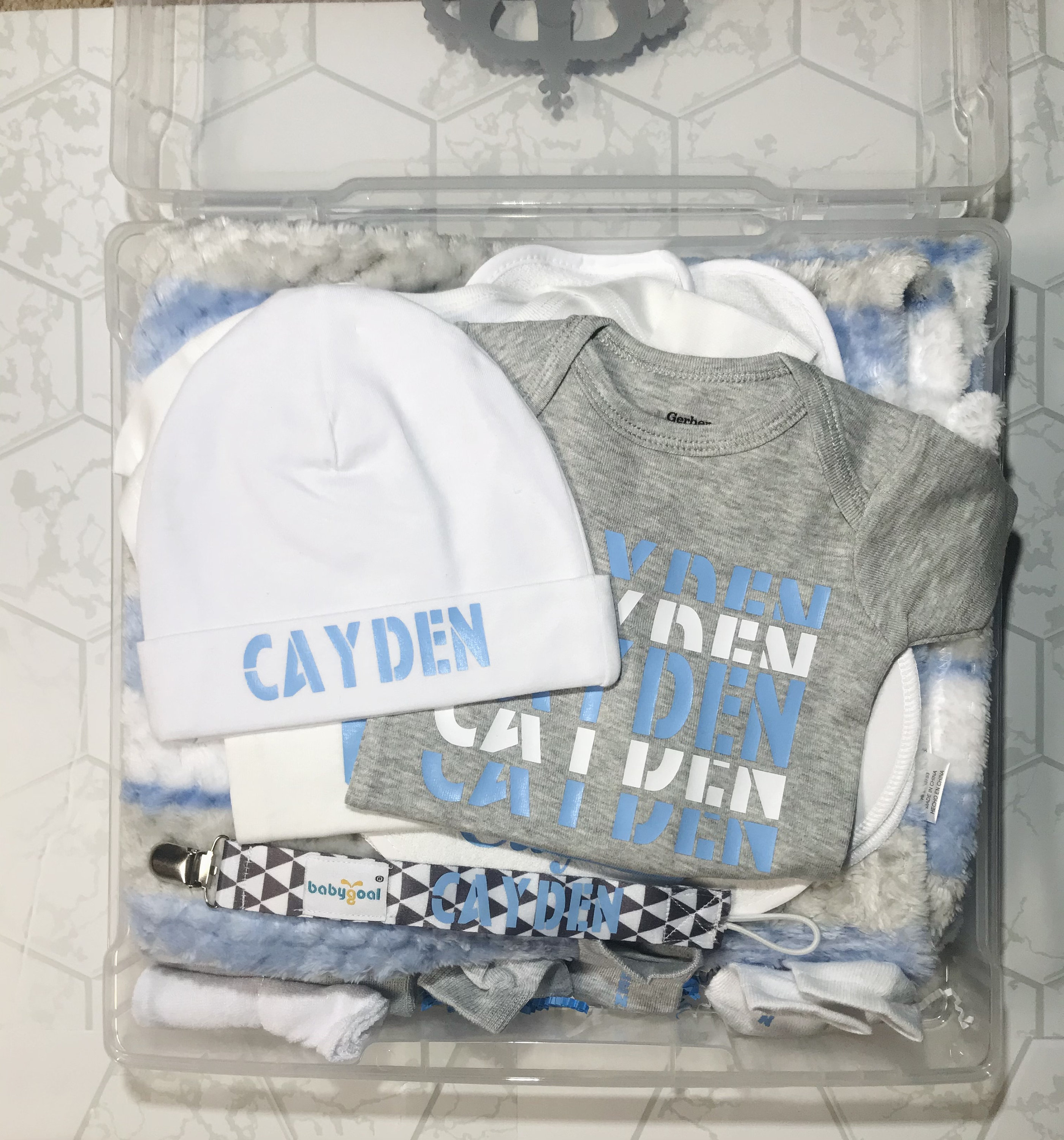 Medium Personalized Baby Box | Etsy