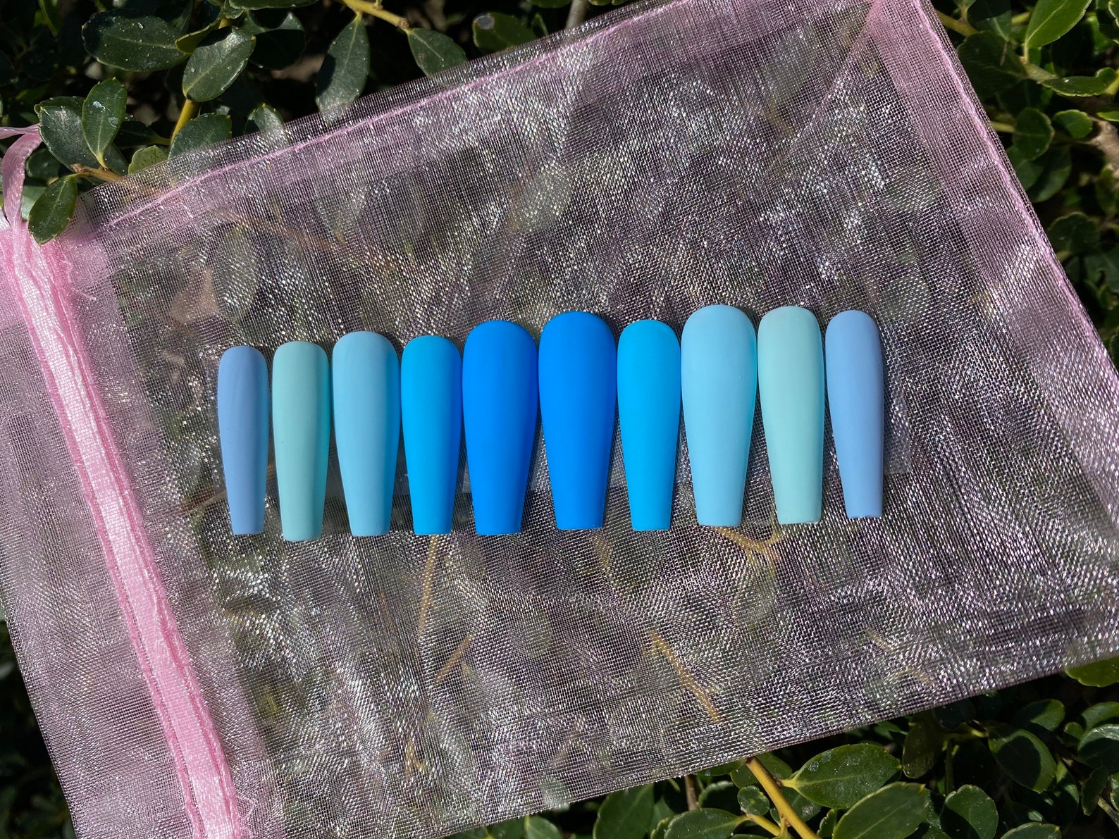 Blue Gradient Ombré Press-on Nails / Matte Nails | Etsy