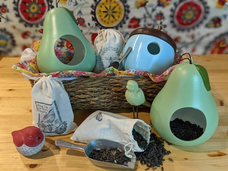 Handcrafted Birdhouse & Bird Feeder Gift Basket: Birder's Delight - Etsy
