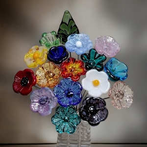 Deluxe Bestsellers Bouquet Mini Glass Flower/leaf Bouquet With 17 ...