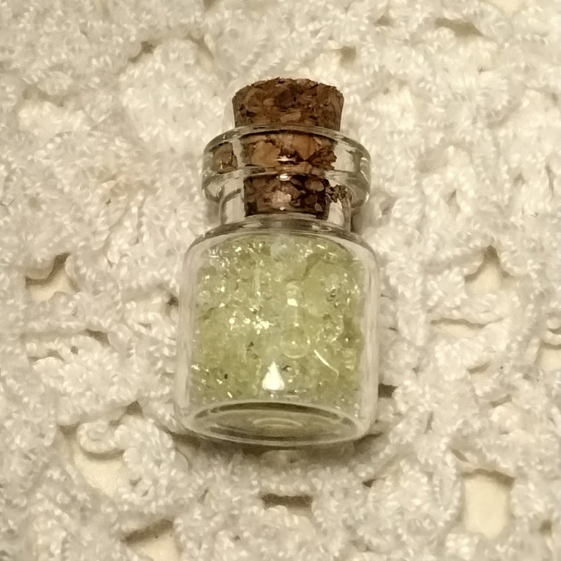 TINY Bottle Uranium UV Glass Chips in Jar Uranium Green Blue Yellow Red ...