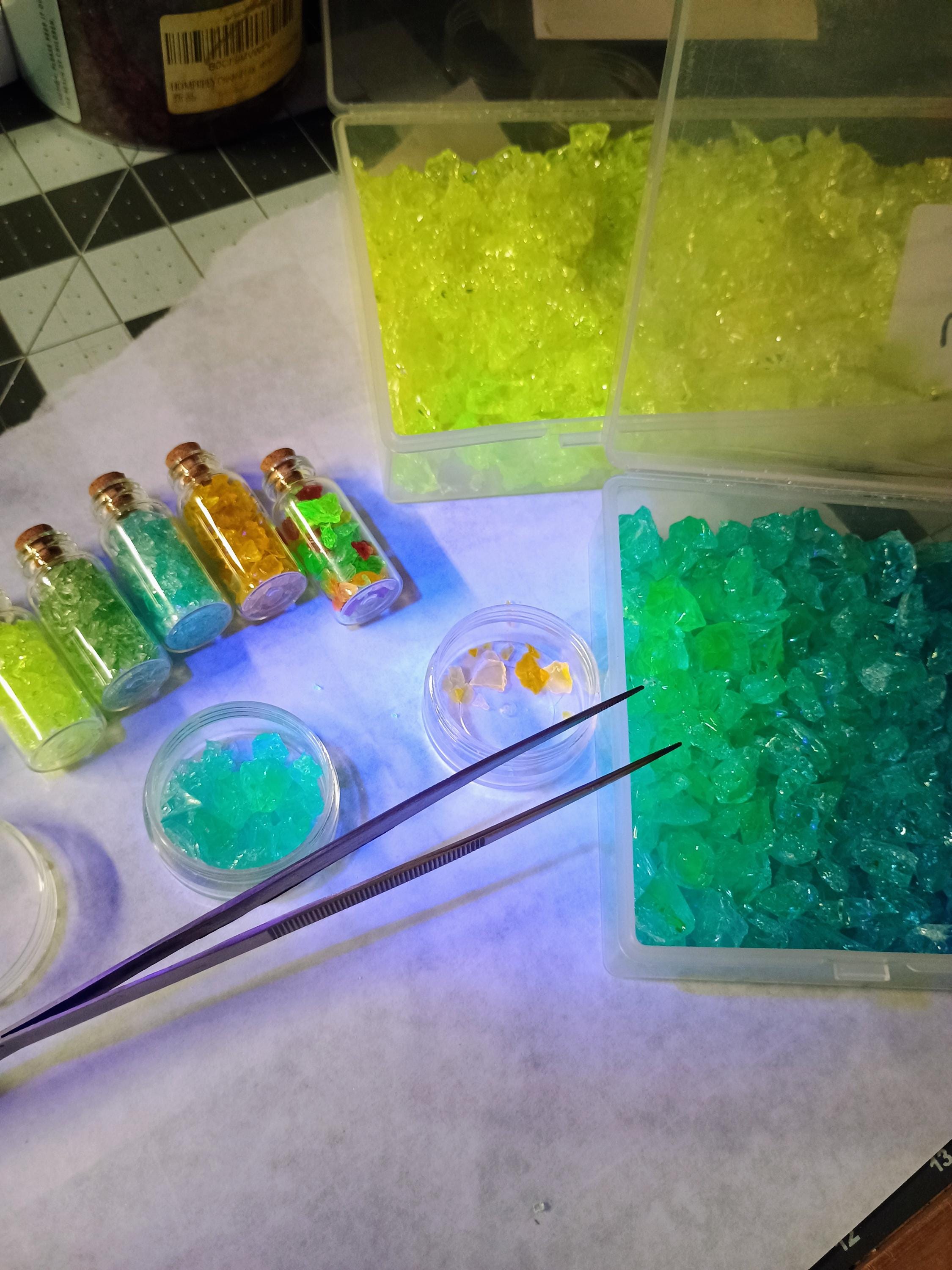TINY Bottle Uranium UV Glass Chips in Jar Uranium Green Blue Yellow Red ...