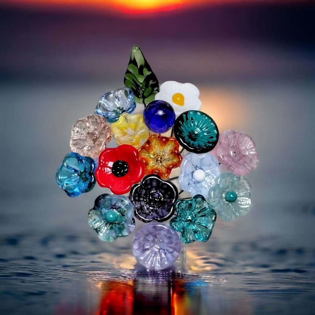 Deluxe Bestsellers Bouquet Mini Glass Flower/leaf Bouquet With 17 ...