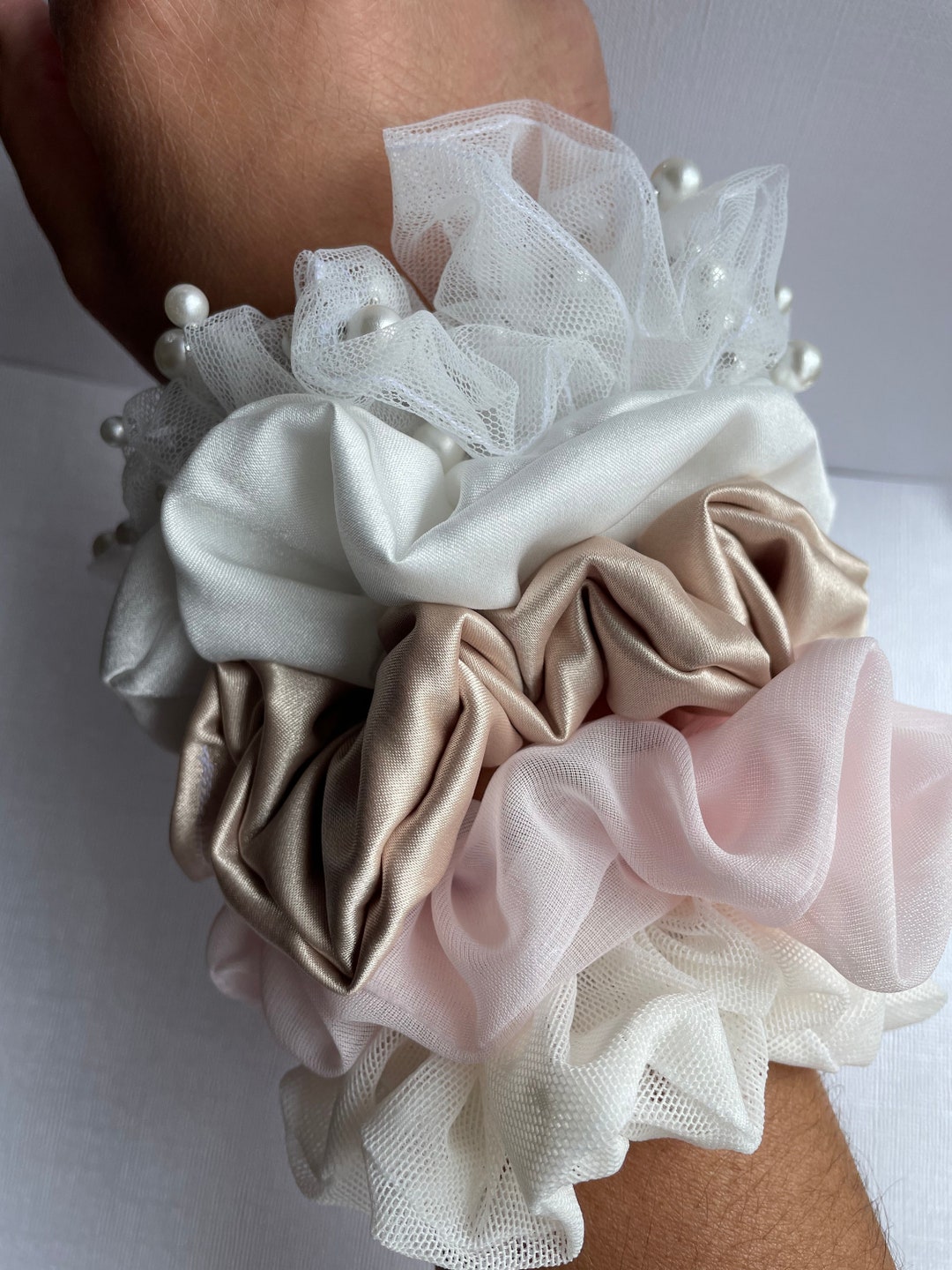 Bridal Scrunchies, Pearl Scrunchies, Bridesmaid Scrunchies, Elegant ...