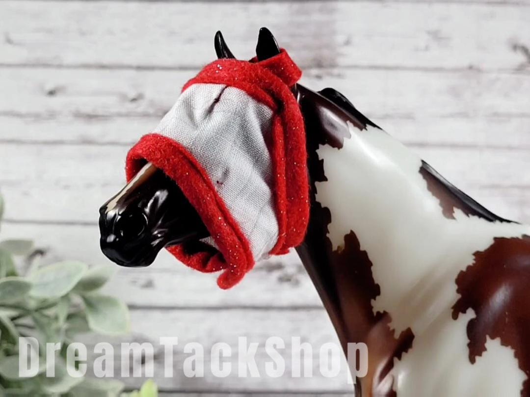 Red Current - Breyer Traditional 1:9 Scale Model Horse Fly Mask - Etsy