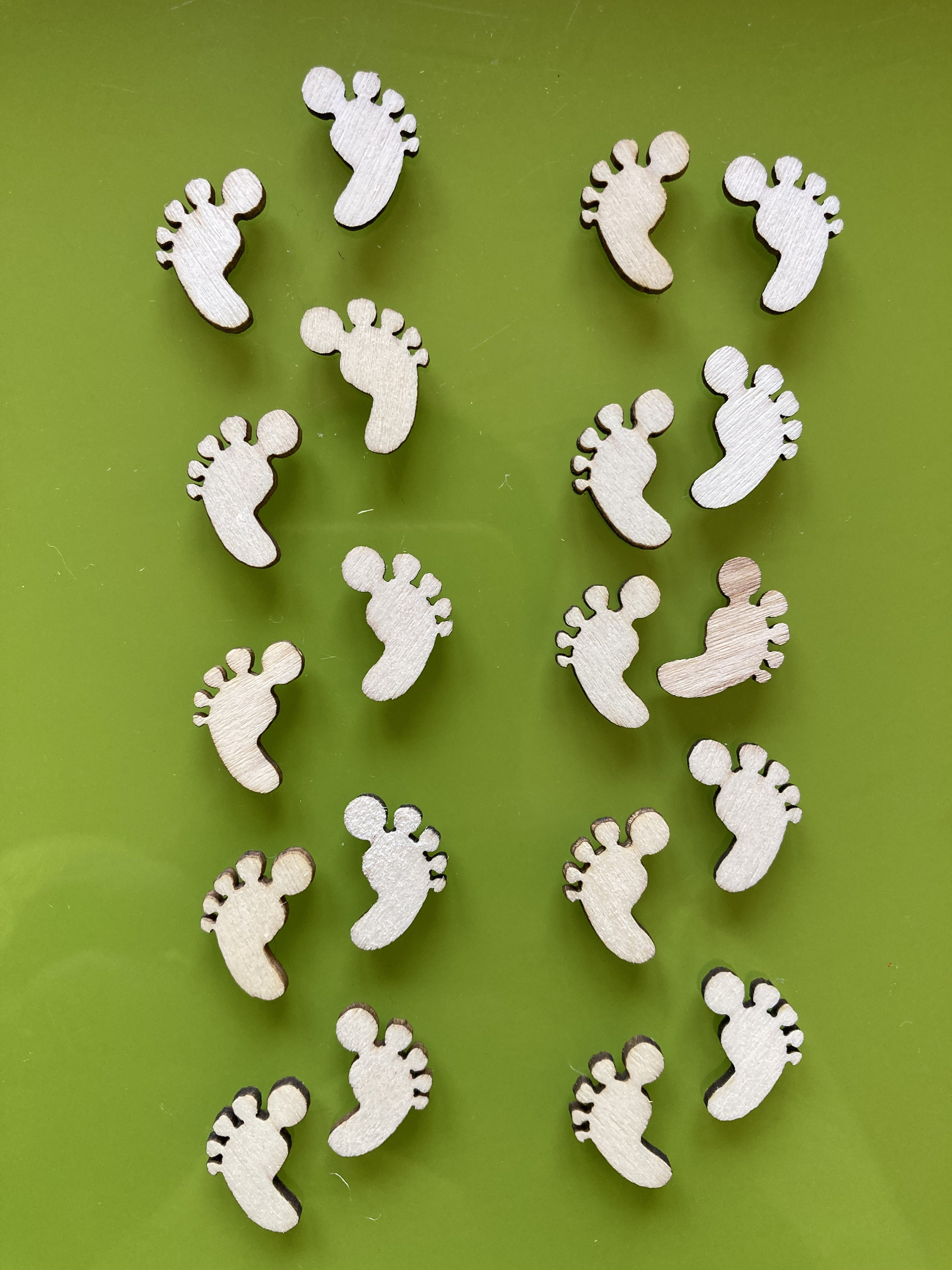 Set of 20 Wooden Baby Feet – Laser Cut Shapes for Crafts, Baby Showers ...