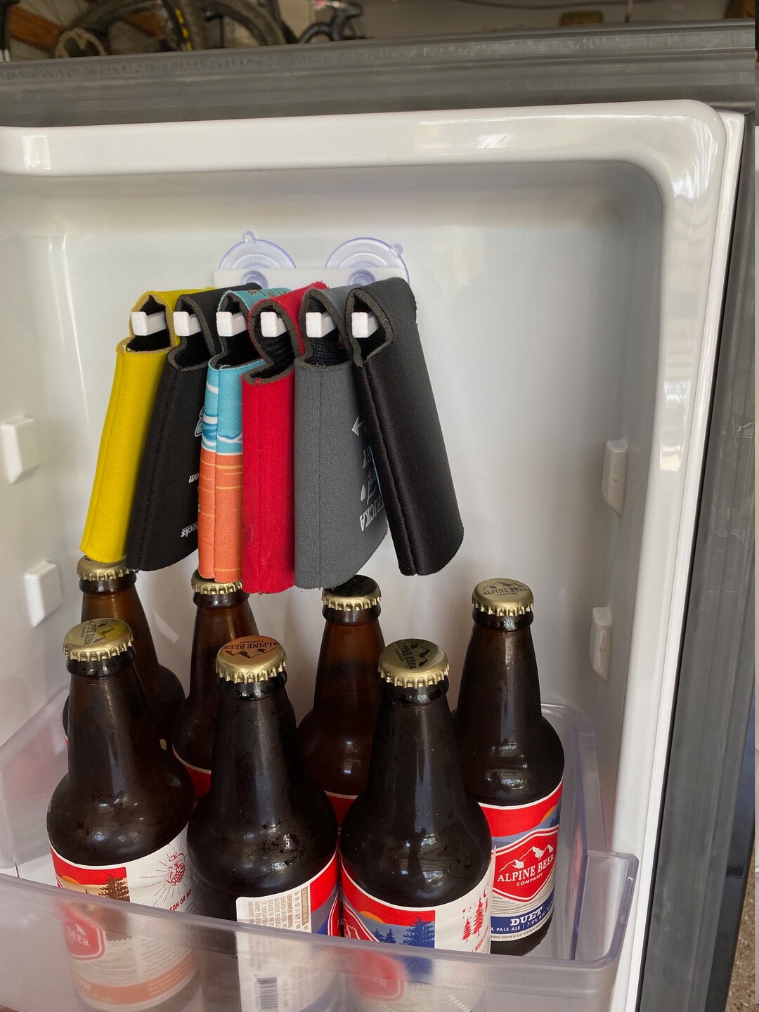 Can Cooler Hanger: Fridge or Smooth Surface Storage for 6 Can Coolers ...