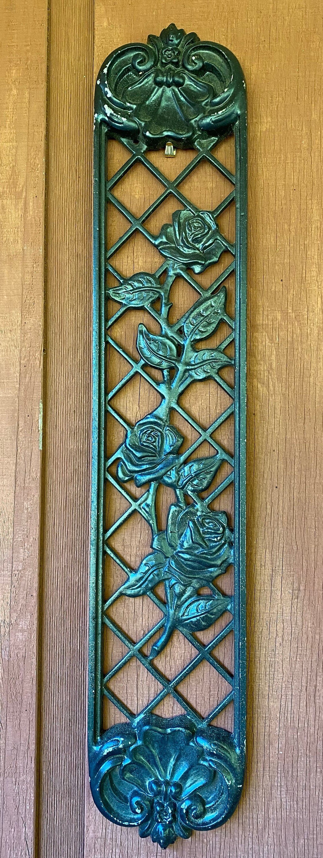 Vintage Syroco Wall Hanging Decor Pair Embossed Roses and Thistle Black ...