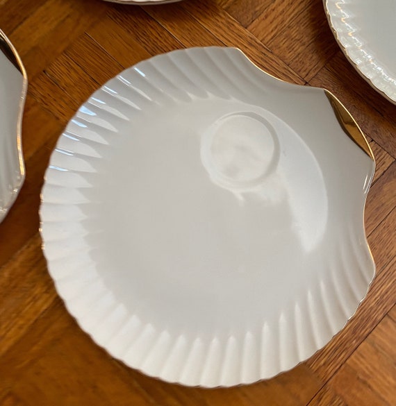 Clam Shell Appetizer Plates w Cup Rests White China w Gold Rim | Etsy