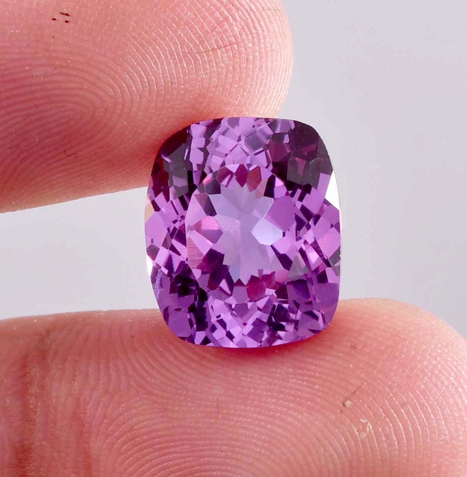 HUGE 14 X 10 Mm Flawless 10.00 Ct Natural Color-change Grey Purple ...