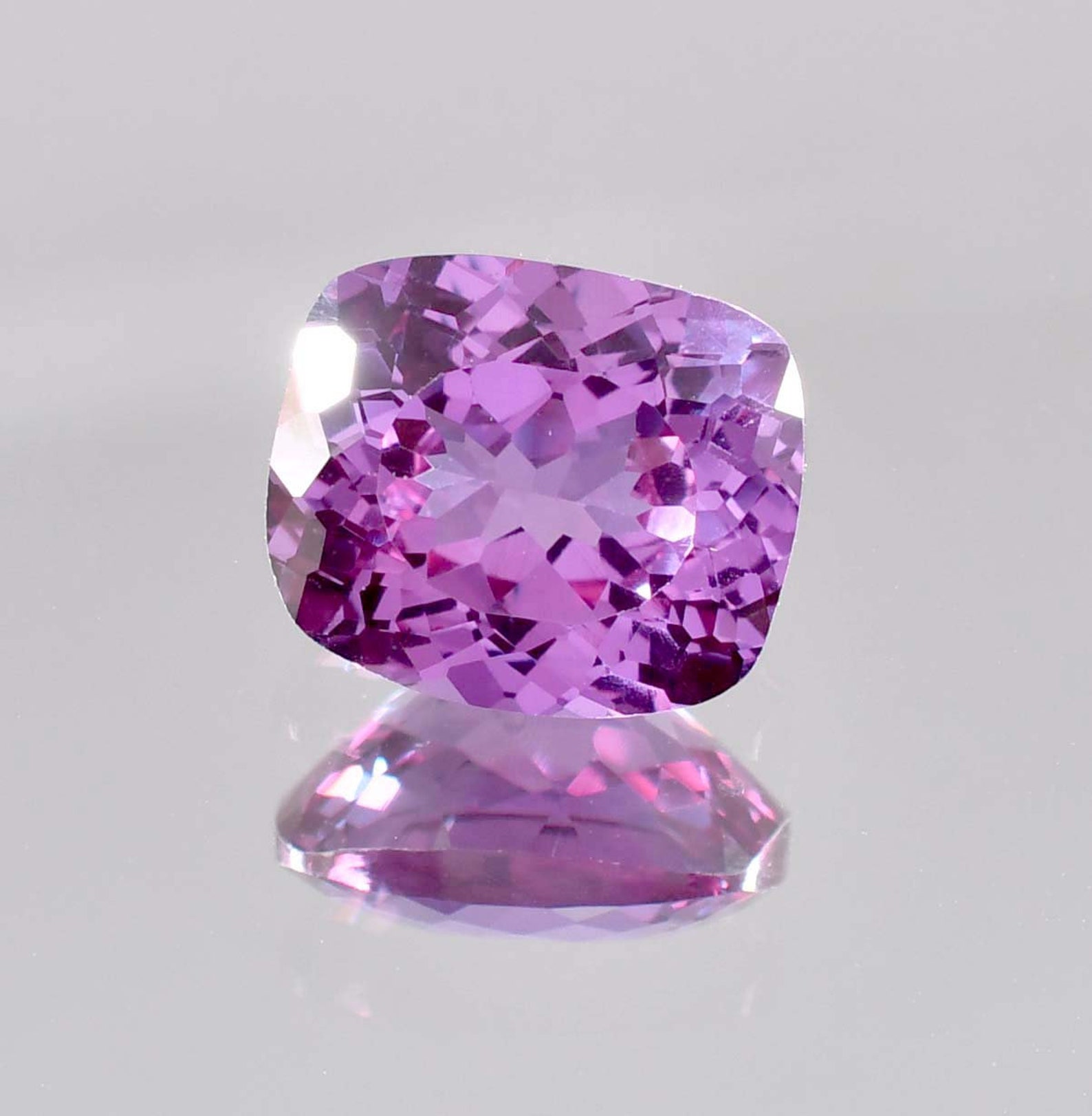 HUGE 14 X 10 Mm Flawless 10.00 Ct Natural Color-change Grey Purple ...