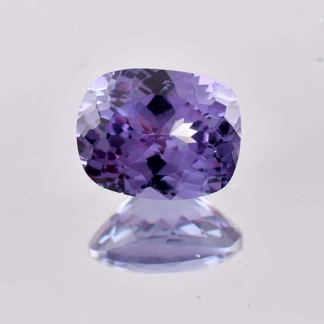 12 X 8 Mm Flawless 9.00 Ct Natural Color-change Grey Purple Alexandrite ...