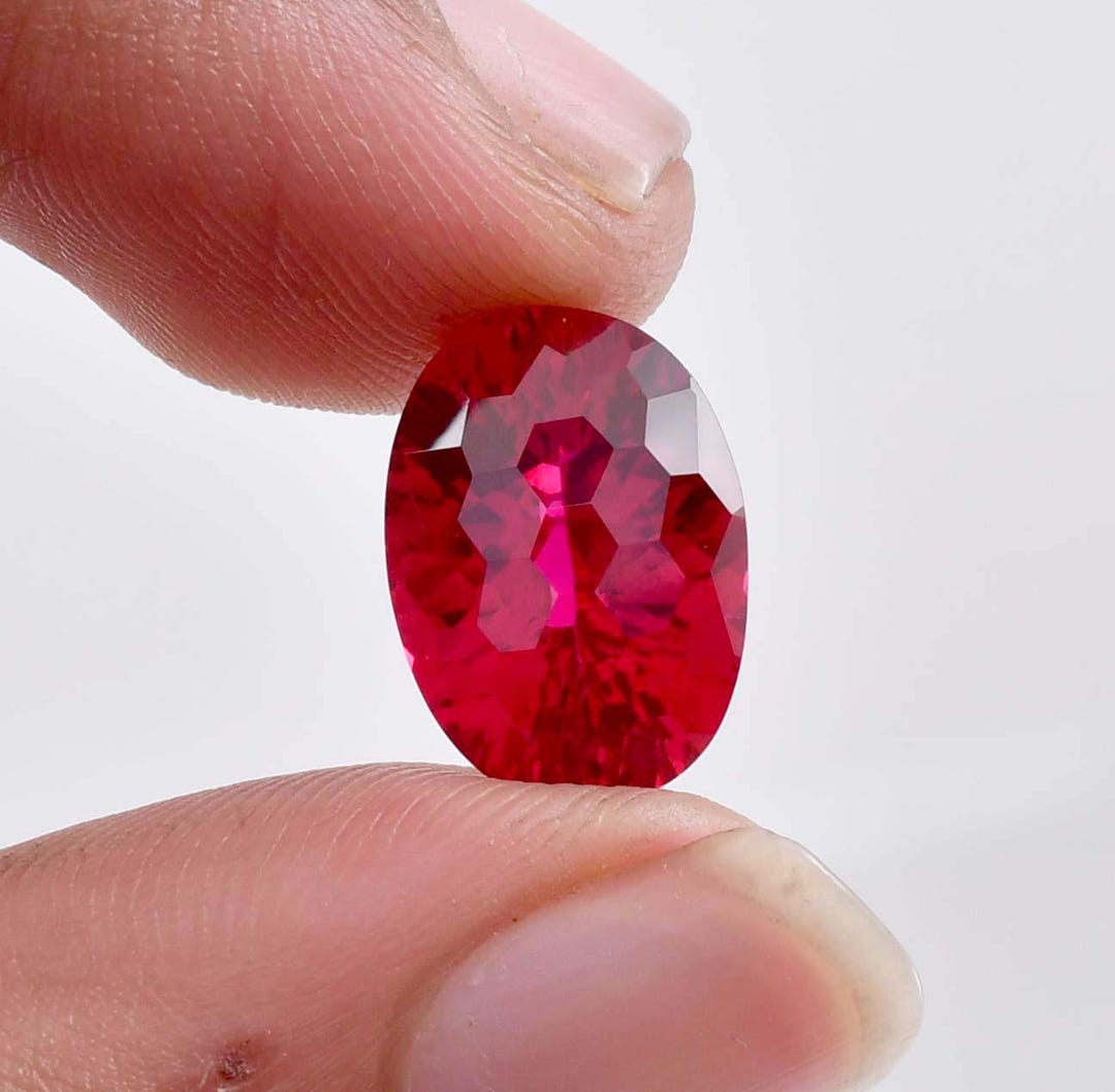 15 X 10 MM FLAWLESS 10.40 Ct (100% Natural) Red Painite Burmese Facet ...