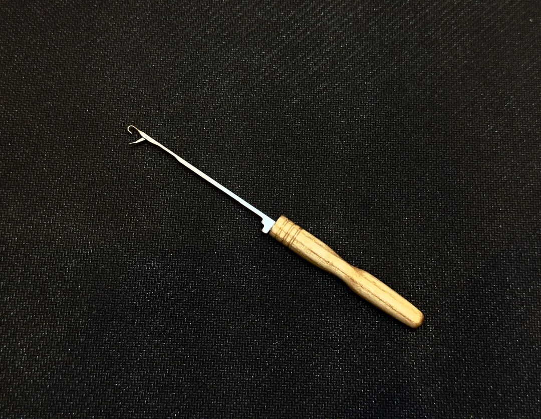 The Run Mender Latch Hook, Repair Clothing, Ladder Darner Hook, Latch ...