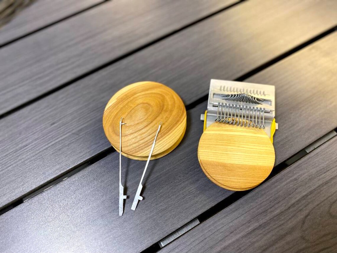 Speedweve Small Loom Darning Kit Darning Loom 14 Hooks - Etsy UK