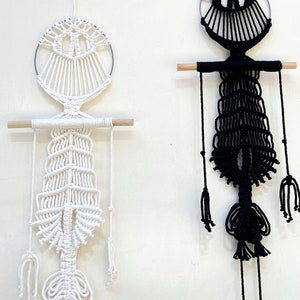 Macrame Skeleton Wall Hanging: Spooky Halloween Gothic Decor - Etsy