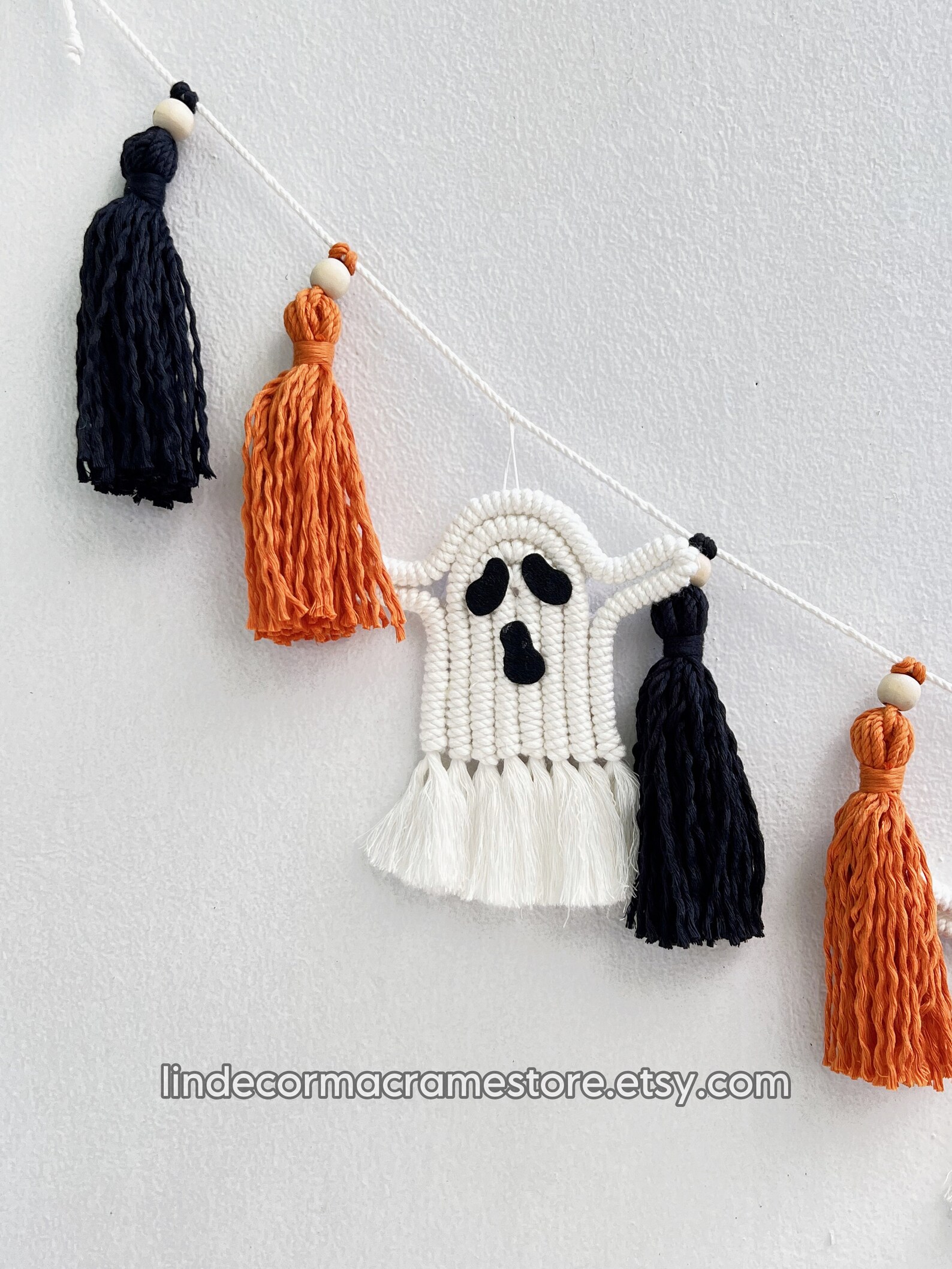 Macrame Ghost Halloween Decor, Halloween Ghost Garland, Garland for ...